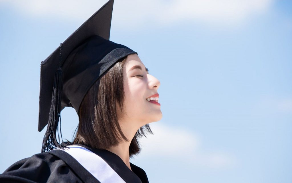 Salutatorian Speech Examples To Make Guests Feel Welcome